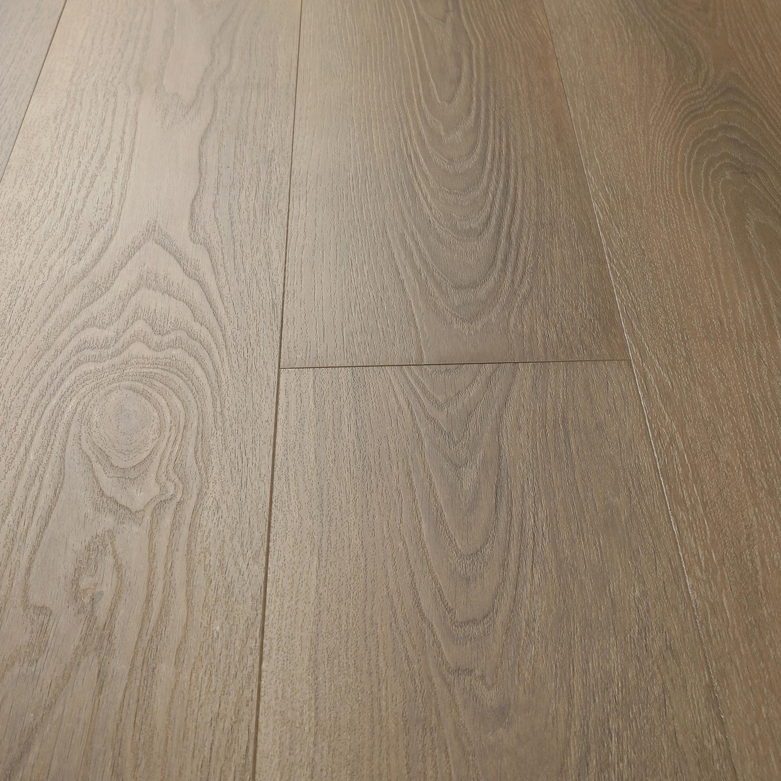 Light Smoked Oak 10mm Waterproof Luxury Vinyl Flooring