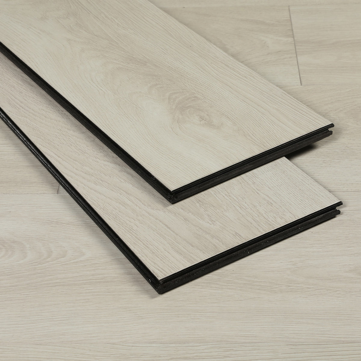 Soft Mist 14mm 100% Waterproof Laminate Flooring